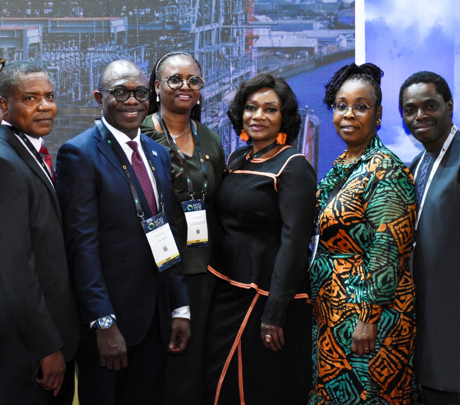 SHELL PHOTOSTORY: NNPC management visit the Shell stand at the opening ...