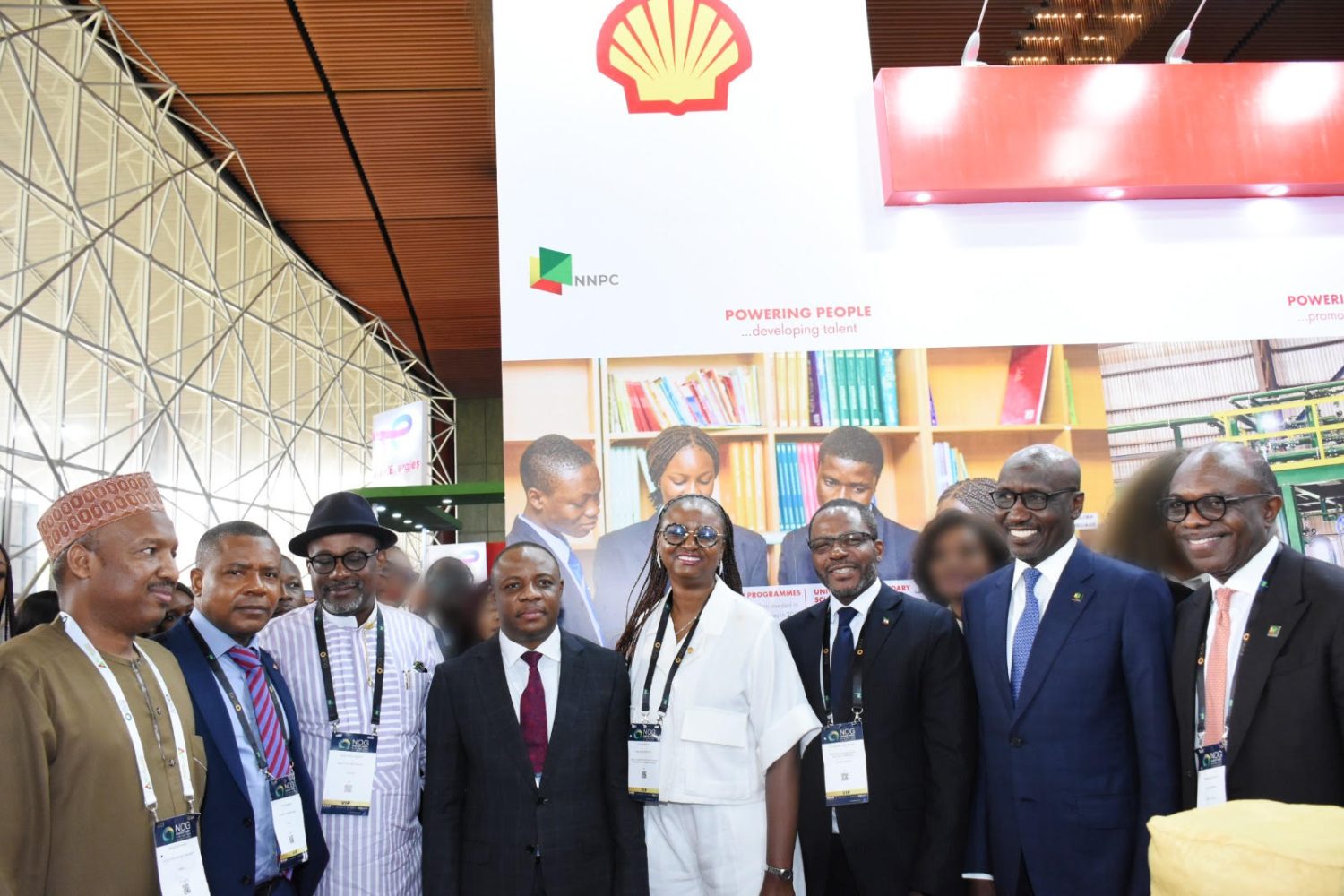Shell Photo News - At The Tour of Exhibitions Stands At The 2023 ...